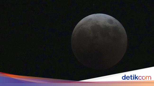 Tata Cara Sholat Gerhana Lengkap dengan Niat dan Hikmah Pelaksanaannya