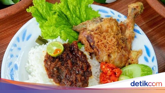 5 Rekomendasi Tempat Makan Ayam Goreng Enak di Bandung