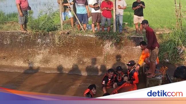 Bocah Tewas Tenggelam di Sungai Kembangan Teluk Awur Jepara