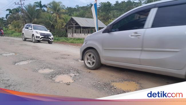 Jalan Provinsi Kendari-Motaha 4 Tahun Rusak Parah Sudah Telan Korban Jiwa