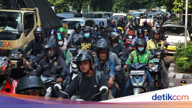 Suhu Panas Rawan Emosi, Pengendara Mobil Mohon Mengalah Dahulu Sama Pemotor