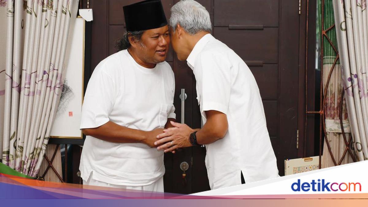 Sowan ke Gus Muwafiq, Ganjar Dapat Pesan untuk Tak Lupakan Rakyat