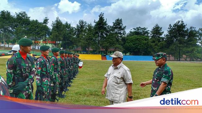 Menhan Prabowo Bakar Semangat Prajurit TNI yang Akan Operasi ke Papua