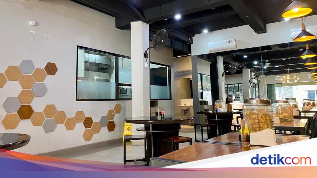 Gurih Hangat! Soto Betawi Kuah Susu Paling Legendaris di Pinangsia