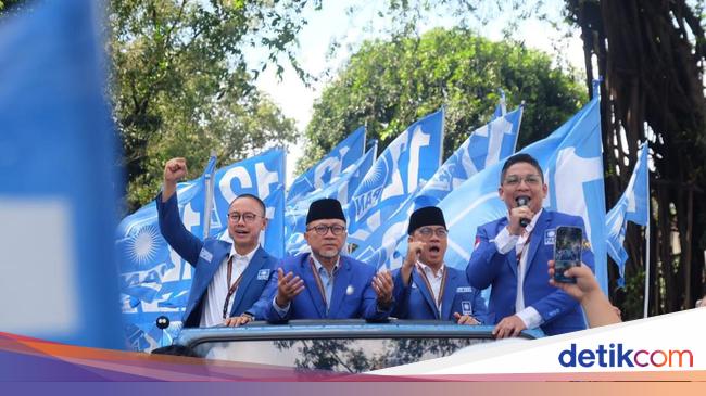Zulhas: Filosofi Perjuangan PAN Seperti Matahari Tak Pernah Ingkar Janji Zulhas: Filosofi Perjuangan PAN Seperti Matahari Tak Pernah Ingkar Janji