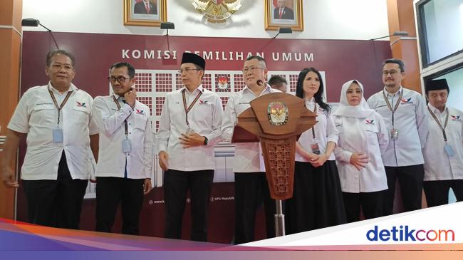 Aldi Taher hingga Vicky Prasetyo Didaftarkan Jadi Caleg, Limbad Ikut ke KPU
