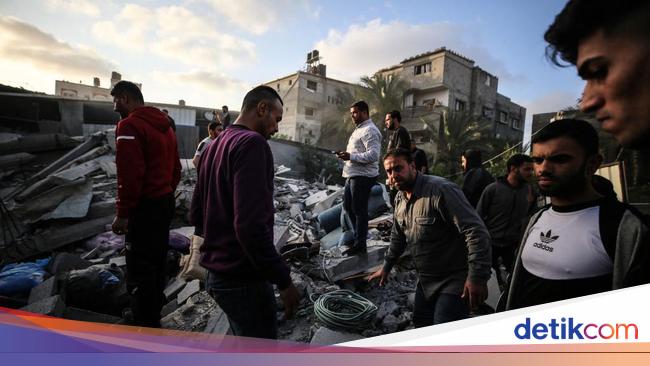 Rumah Warga di Gaza Porak-poranda Gegara Serangan Udara Israel Rumah Warga di Gaza Porak-poranda Gegara Serangan Udara Israel