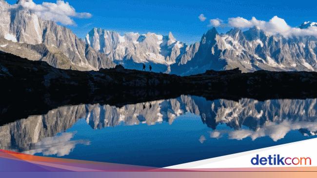 Foto-foto Refleksi Bentang Alam yang Indahnya Kebangetan