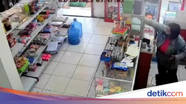 Emak-emak Kuras Swalayan di Klaten Terekam CCTV, Polisi Turun Tangan