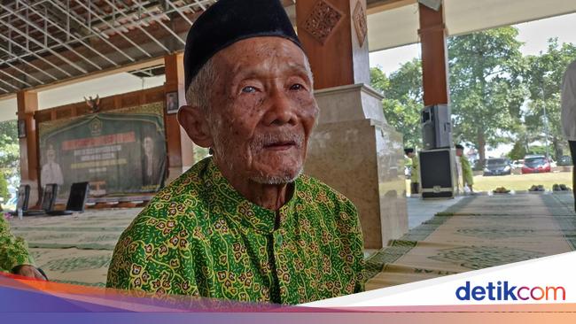 Kisah Para Tamu Allah: Nabung 64 Tahun-Berangkat di Usia 1 Abad Lebih Kisah Para Tamu Allah: Nabung 64 Tahun-Berangkat di Usia 1 Abad Lebih
