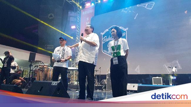 Kemeriahan 'Bahagianya Kita' di Reuni Akbar X SMAN 1 Jakarta