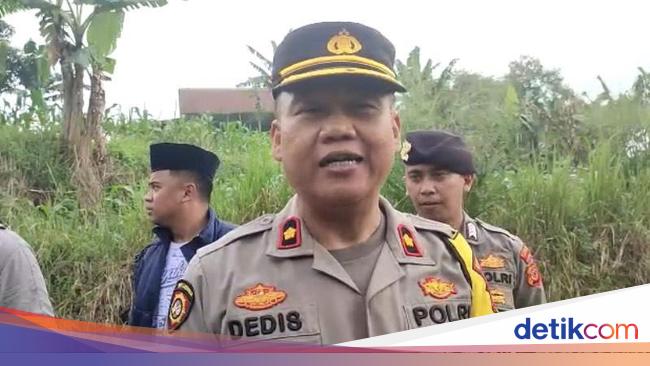 Polisi Selidiki Dugaan Bocah Kelas 2 SD Tewas Usai Dikeroyok Polisi Selidiki Dugaan Bocah Kelas 2 SD Tewas Usai Dikeroyok