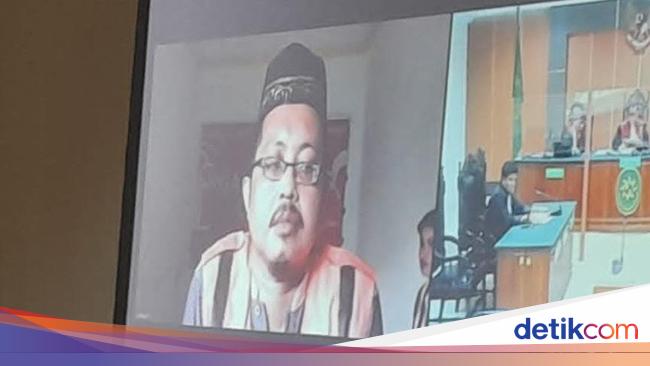Tampang Pimpinan Panti Asuhan Pemerkosa 6 Anak Dihukum Mati di PN Ketapang