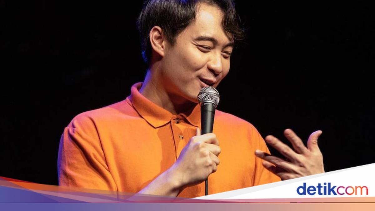 China Blokir Komedian Uncle Roger, Kenapa?