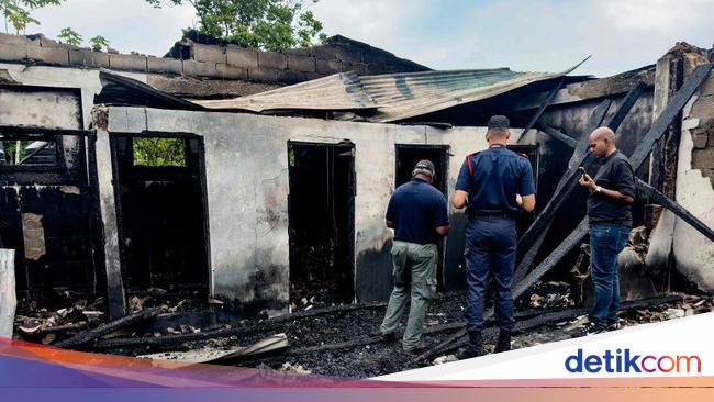 Sisa-sisa Kebakaran Asrama Sekolah di Guyana yang Tewaskan 20 Jiwa