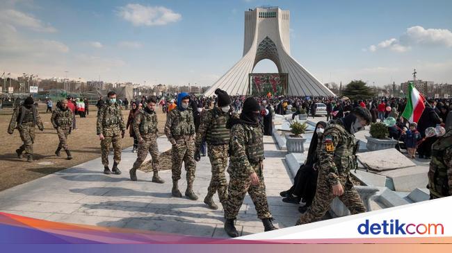 Uni Eropa Berlakukan Sanksi Baru terhadap Iran Uni Eropa Berlakukan Sanksi Baru terhadap Iran