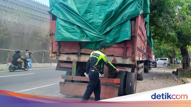 Pemotor Tewas Usai Tabrak Truk di Klaten, Begini Kesaksian Sopir
