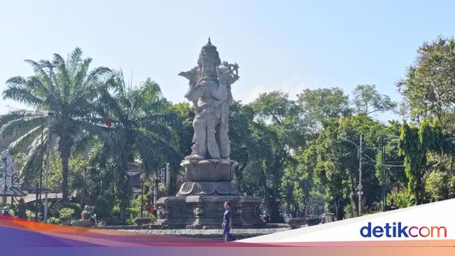 Pemeliharaan Patung Catur Muka Denpasar Telan Biaya Rp 200 Juta