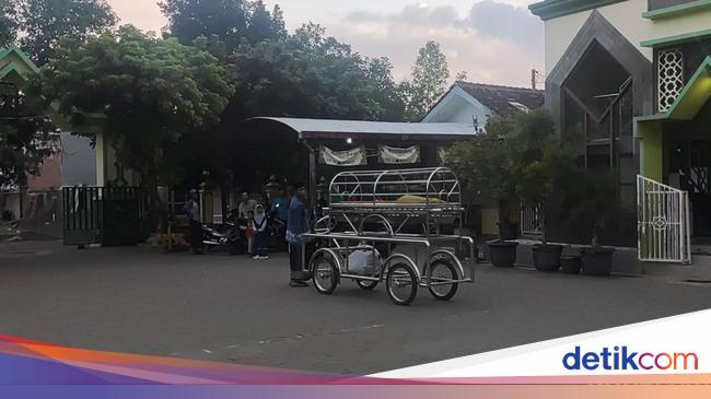 Jadi Korban Dukun Mbah Slamet, Kuwat Pergi ke Banjarnegara Bareng Tetangga Jadi Korban Dukun Mbah Slamet, Kuwat Pergi ke Banjarnegara Bareng Tetangga