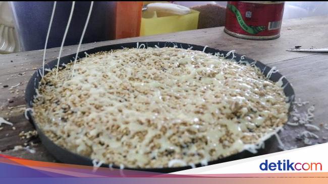 Manis Legit Martabak Arang, Wajib Icip-icip Kalau ke Bangka