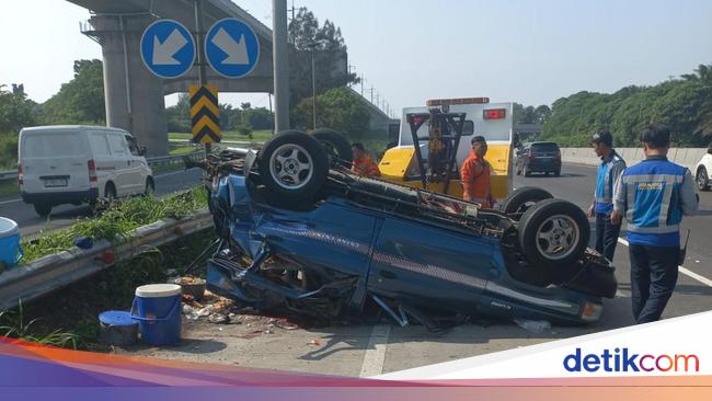 Bus Tabrak Kijang di Tol Kopo Bandung, Satu Orang Tewas!