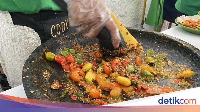 Sambal Rampai Khas Lampung di Warung Bu Nik yang Pedas Sedap