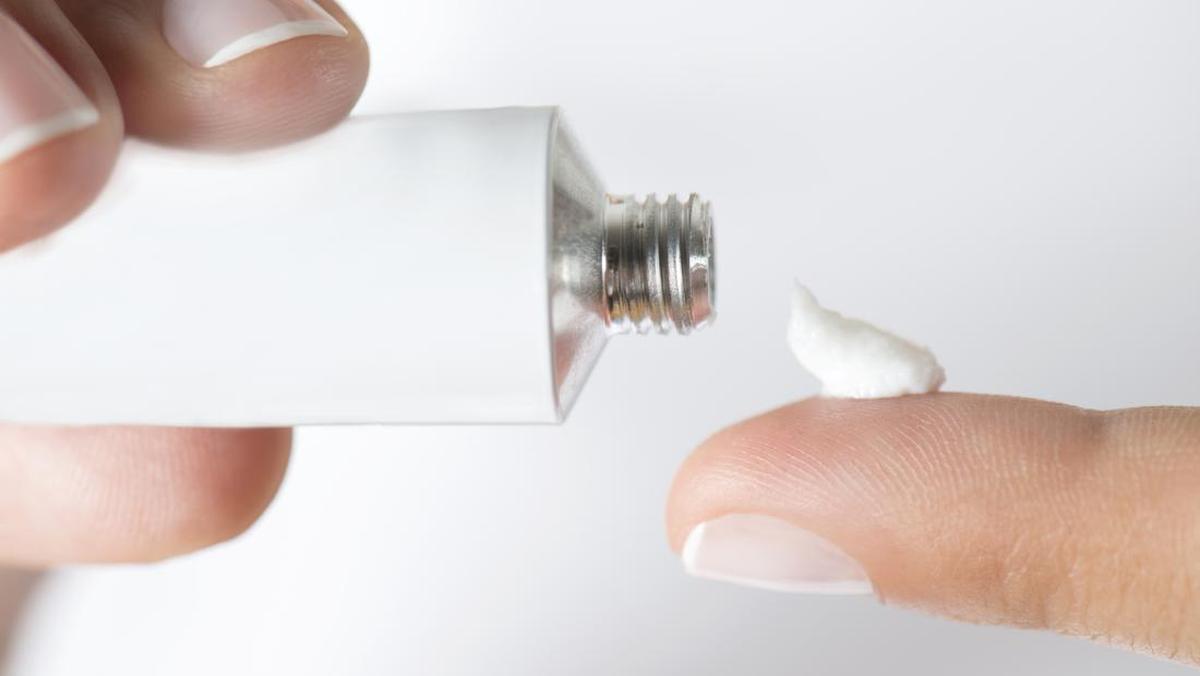 Bacitracin: Dosis, cara Pakai, dan Efek Samping