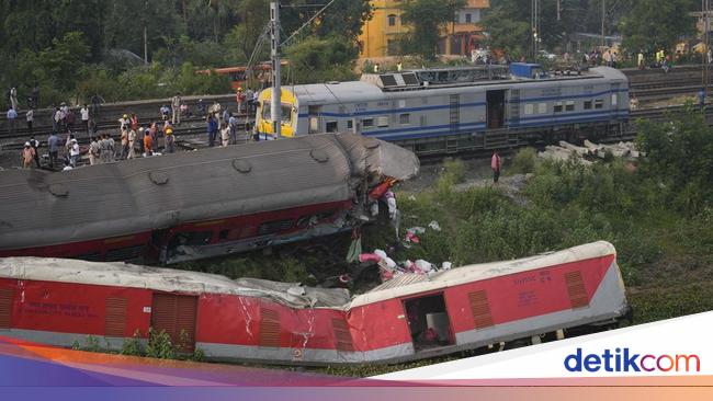 Janji India Usut Tuntas Tragedi Maut Kecelakaan Kereta Api Janji India Usut Tuntas Tragedi Maut Kecelakaan Kereta Api