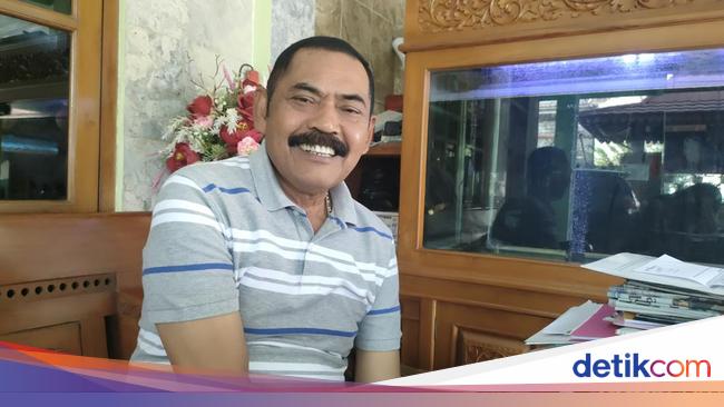 FX Rudy Tepis Kabar Keretakan Megawati-Jokowi: Isu 5 Tahunan Jelang Pemilu FX Rudy Tepis Kabar Keretakan Megawati-Jokowi: Isu 5 Tahunan Jelang Pemilu