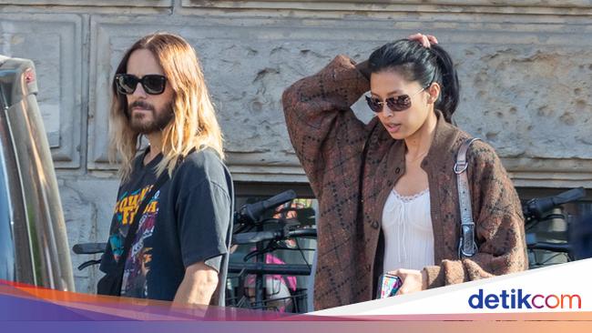 Sosok Model Myanmar yang Disebut Pacar Baru Jared Leto, Lebih Muda 24 Tahun