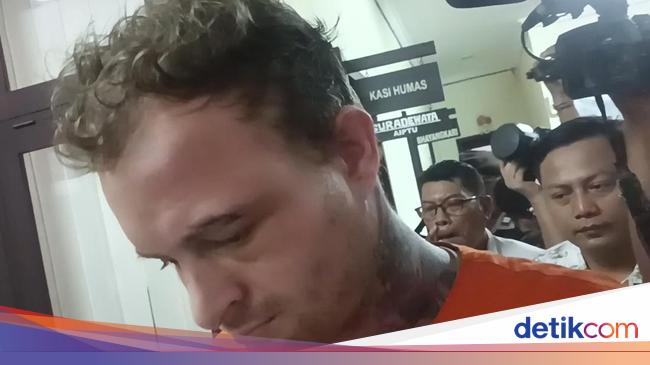 Ngaku Ngaku Tentara Bule Australia Hajar Pacar Sampai Babak Belur