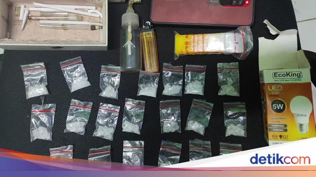 Pria di Manado Setahun Jadi Kurir Narkoba Ditangkap, 15 Paket Sabu Disita