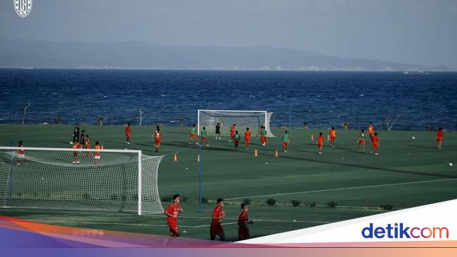 Melihat Megahnya Training Center Bali United