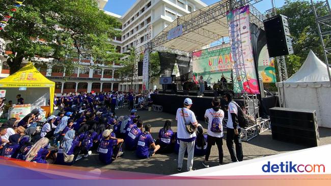 Keseruan Fun Run & Walk di Widyatama Bandung
