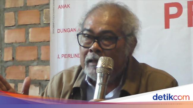 Ketua Komnas Perlindungan Anak Arist Merdeka Sirait Meninggal Dunia
