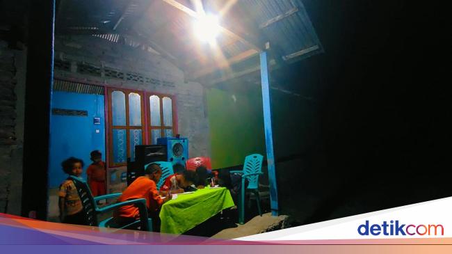 Bye-bye Gelap! 6 Desa di NTT Kini Teraliri Listrik 24 Jam