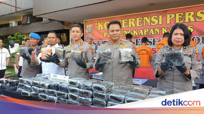 Polisi Tangkap 7 Pengedar Narkoba Jaringan Internasional 132 Kg Sabu