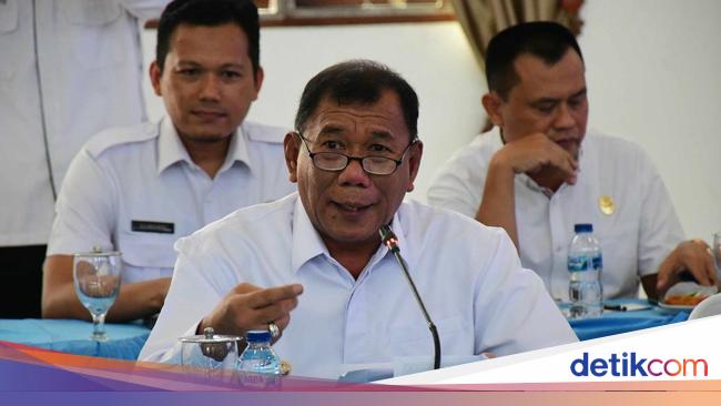 Ashari Tambunan Bakal Berhenti dari Bupati Deli Serdang Usai DCT Diumumkan Ashari Tambunan Bakal Berhenti dari Bupati Deli Serdang Usai DCT Diumumkan