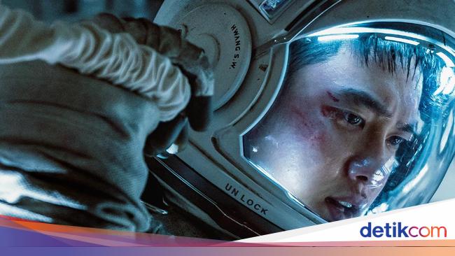 Semua Hal tentang The Moon, Film Sci-fi D.O EXO dan Kim Hee Ae