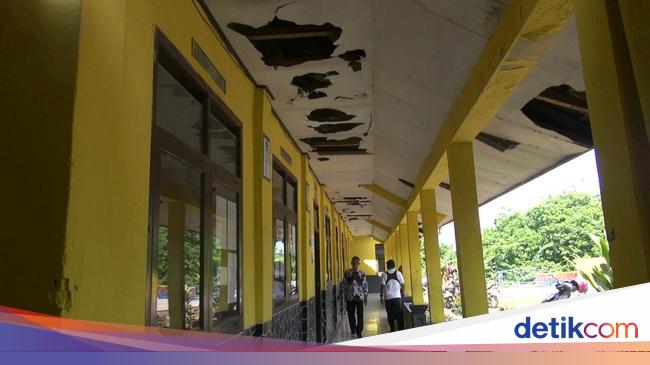 Miris! Puluhan Tahun Siswa Subang Belajar di Sekolah Rusak Miris! Puluhan Tahun Siswa Subang Belajar di Sekolah Rusak