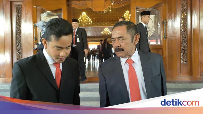 Gibran soal Jadi Cawapres Prabowo Otomatis Keluar PDIP: Saya Masih di Solo