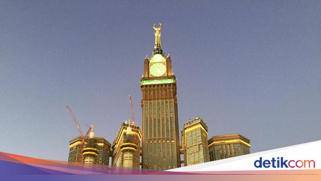 Potret Bangunan Tertinggi di Arab, Menara Jam Hasil Wakaf dari Raja Arab