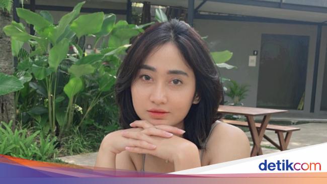 Kocak! Nelly Amalia Dijuluki Kuncen GBK Gegara Konten Lari