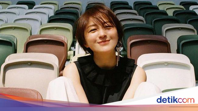 8 Foto Aktris Jepang yang Ketahuan Selingkuh, Mengaku Dijebak Suami Sendiri
