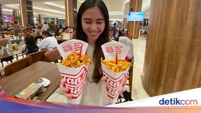 Viral Kentang Goreng dengan Saus yang Bisa Refill Sepuasnya