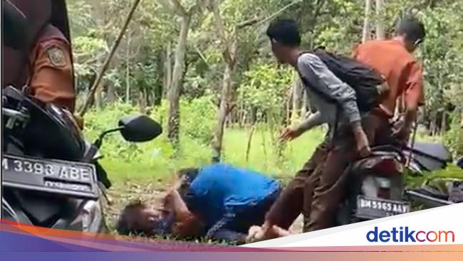 Disdik Usut Viral Video Siswi SMP Duel di Hutan Kota Pekanbaru