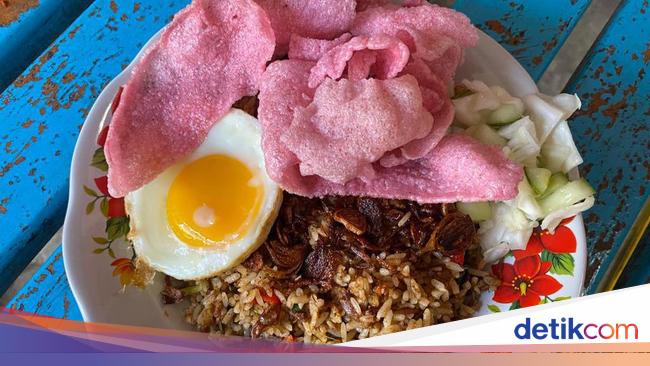 Sedapnya Nasi Goreng Rendang dan Balado Minang yang Pedas Gurih - Foto 5