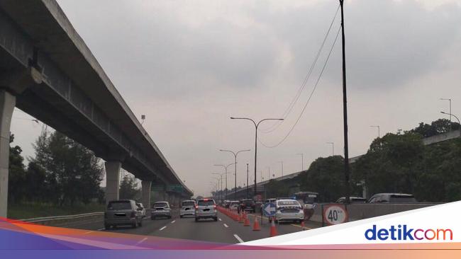 Libur Idul Adha Berakhir, Contraflow Diberlakukan di Tol Cikampek