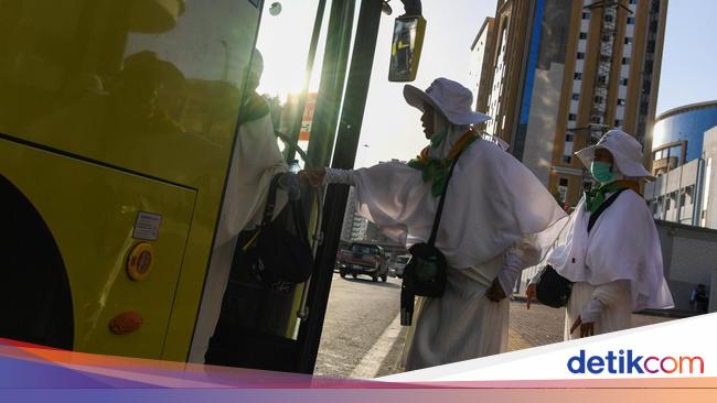6 Jam Perjalanan Makkah-Madinah, Jemaah Haji Diimbau Lakukan Peregangan Berkala