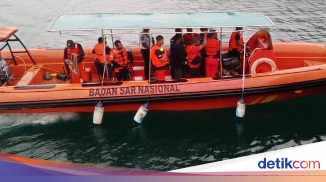Kapal Angkut 25 Orang Patah Kemudi-Mati Mesin di Perairan Alor